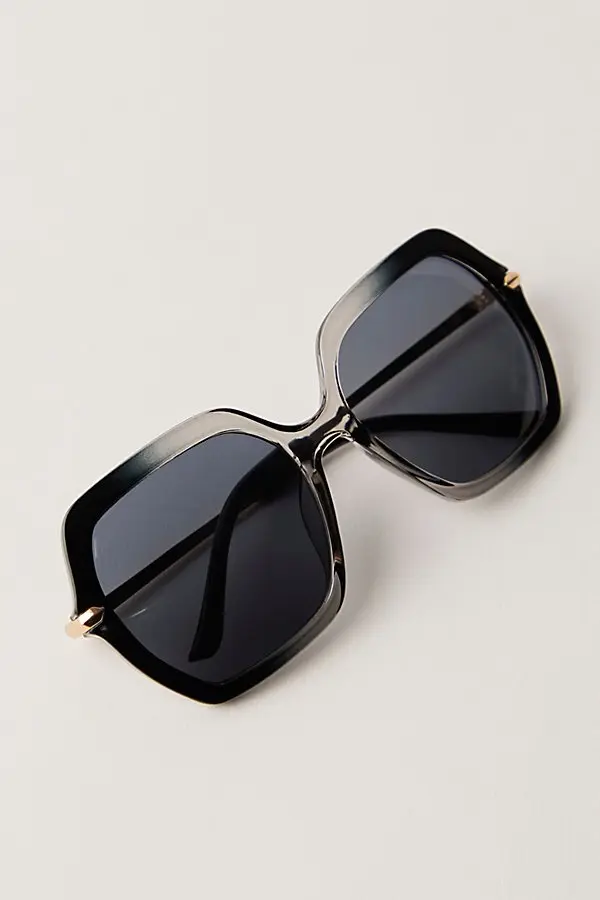 Free People Polly Oversized Square Sunglasses - Black To Grey