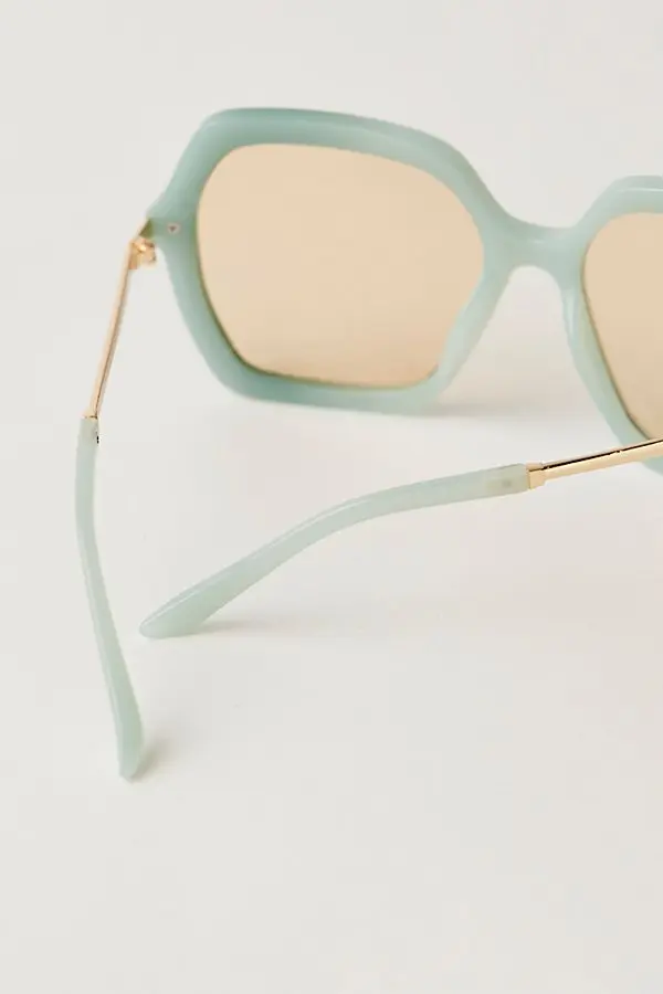 Free People Polly Oversized Square Sunglasses - Matcha Latte