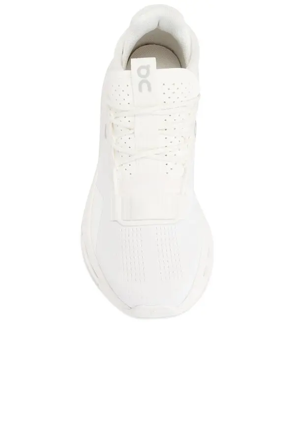 On Cloudnova 2 Sneakers - All White