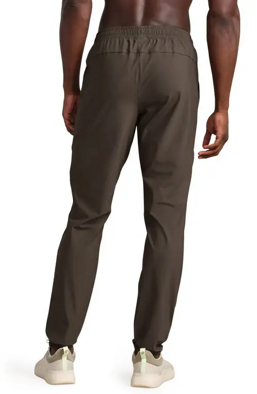 RHONE Pursuit Training Pants - Cafe Noir
