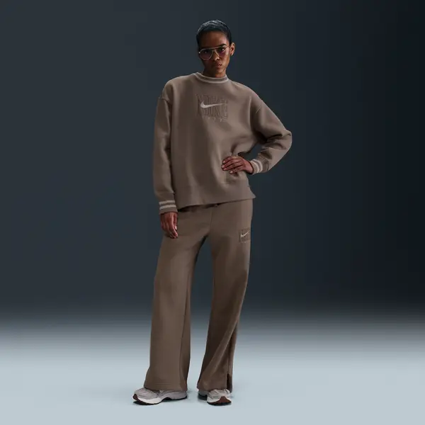 Nike Sportswear Phoenix Fleece Oversized Graphic Crew-Neck