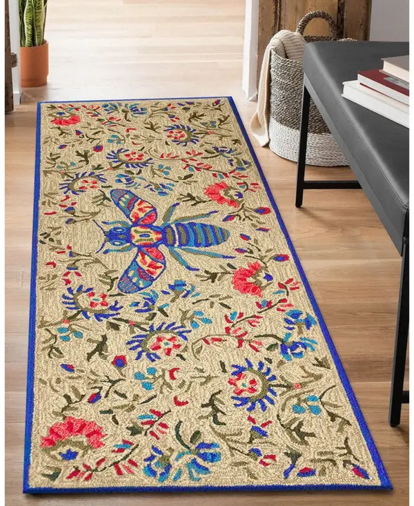 LUSH DECOR Liora Manne Frontporch Flora Bee Runner Area Rug, 2' X 5
