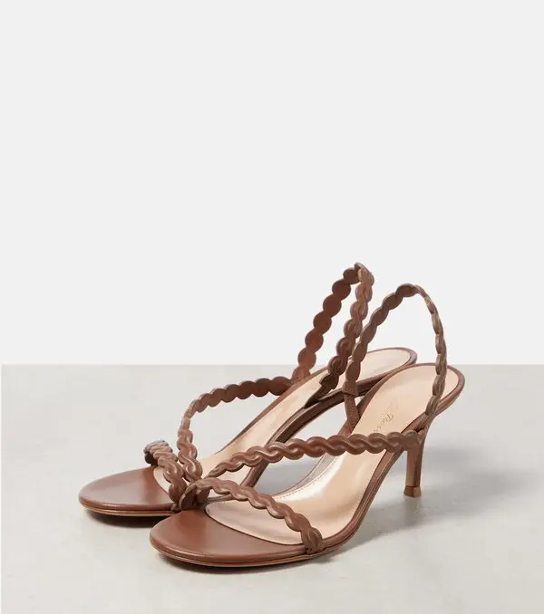 GIANVITO ROSSI 70 Leather Sandals - Neutrals