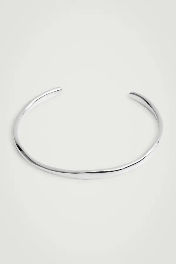 COS SLIM STERLING SILVER カフバングル Cos Slim Sterling Cuff - Silver | Editorialist