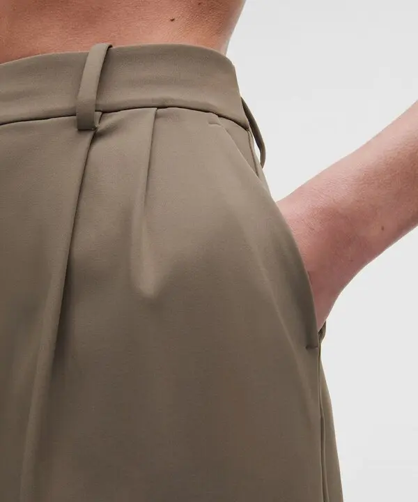 Lululemon Daydrift Pleated High-rise 7" Short - Nomad