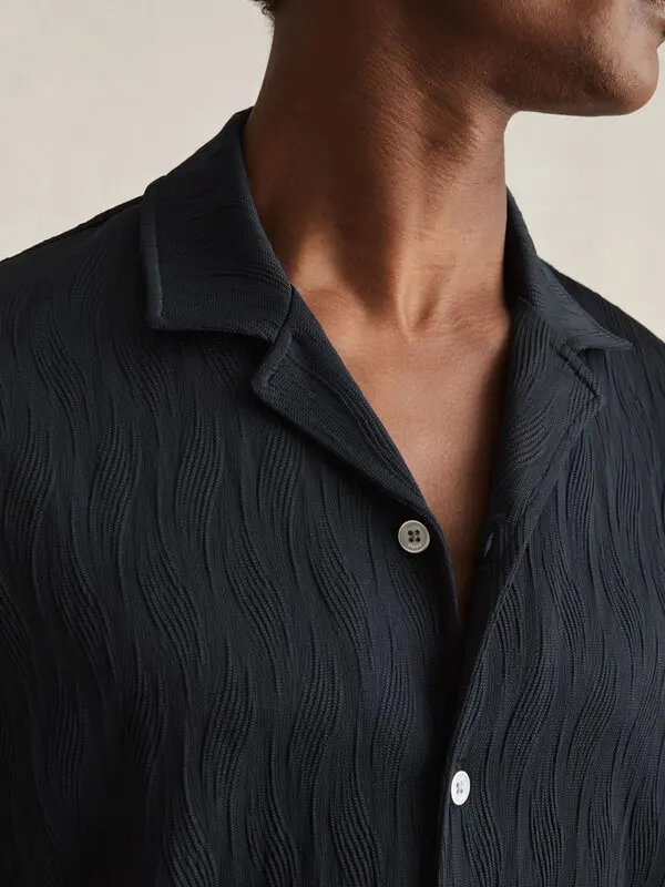 REISS Elio Wave-jacquard Cuban-collar Shirt