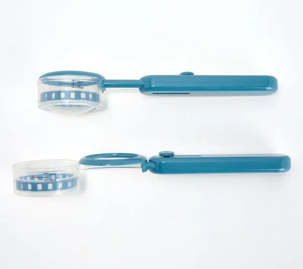 HENNING LEE Set Of 2 Precision Measuring Scoops