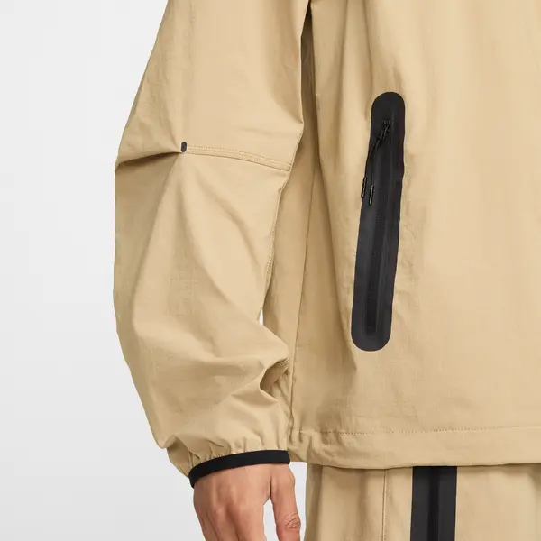 Nike Tech Woven Jacket - Brown