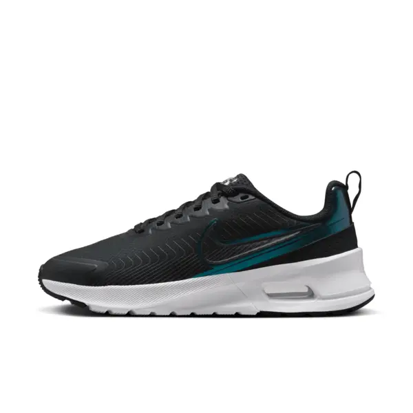 Nike Air Max Nuaxis Sneakers