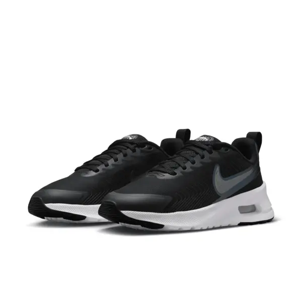 Nike Air Max Nuaxis Sneakers