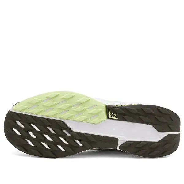 Nike Pegasus Trail 5 Sneaker - Silver/volt/grey