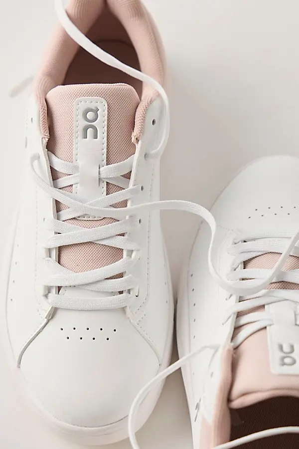 On Roger Advantage Sneakers - White/rosehip