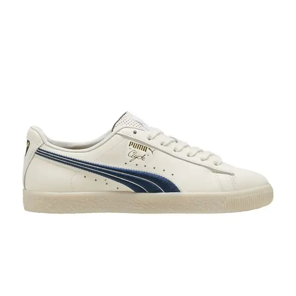 PUMA Clyde Sneakers