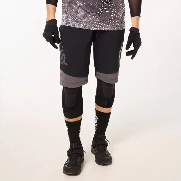 Oakley Maven Scrub Short
