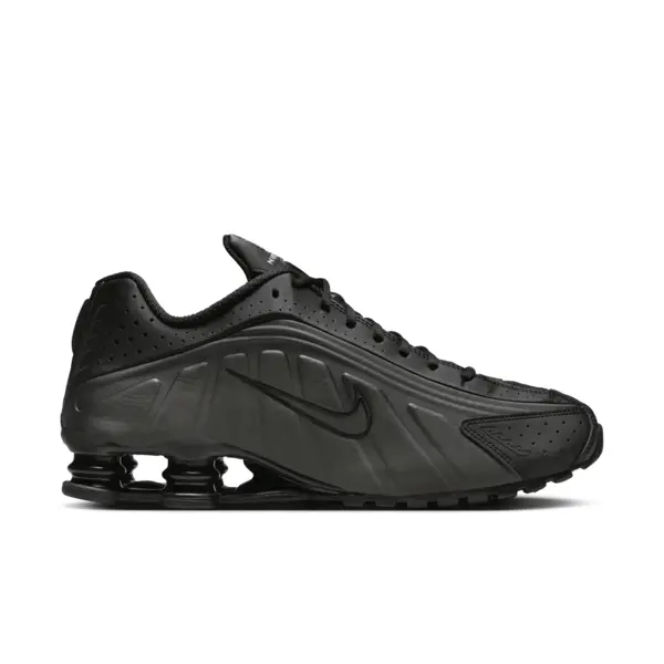 Nike Shox R4 Sneakers - Black