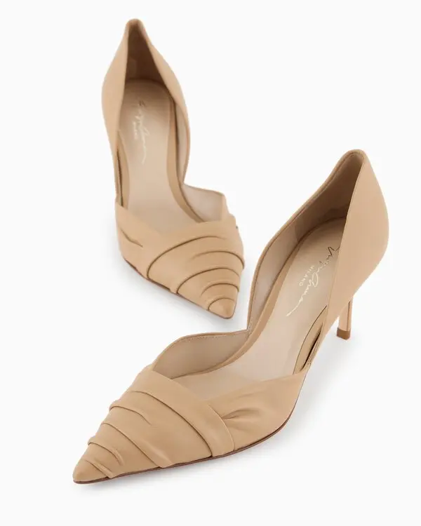 Giorgio Armani Nappa Leather Court Shoes - Beige