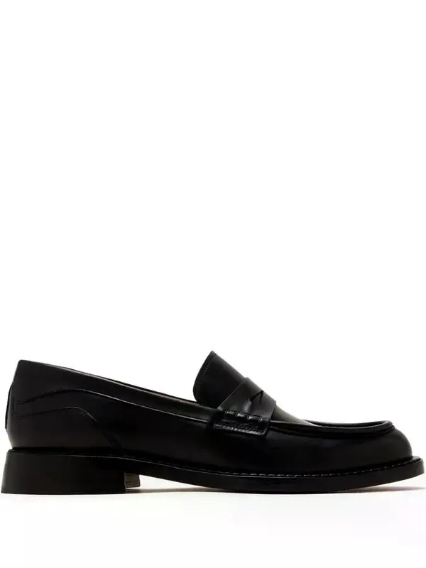 Magnanni Leather Penny Loafers