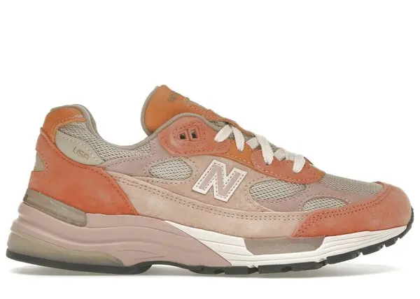 NEW BALANCE 992 Miusa Joe Freshgoods Aged Well Sneakers - Rose Smoke/misty Rose