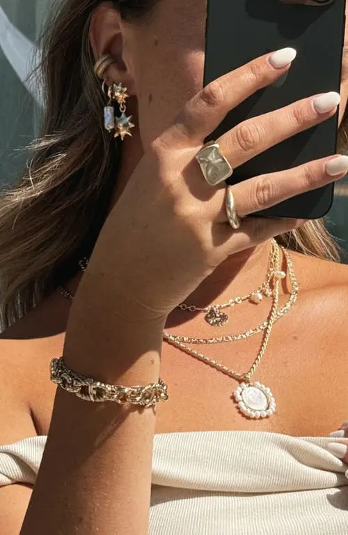 CHILD OF WILD Solana Drop Earrings