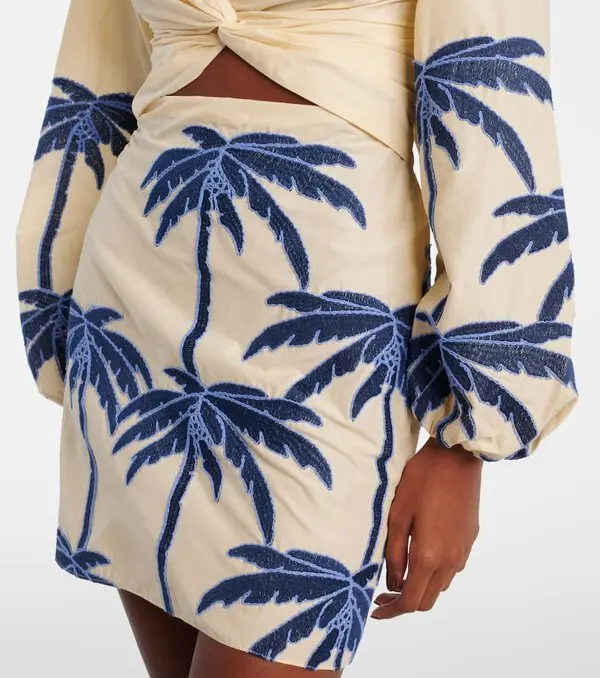 johanna ortiz the power of the sea embroidered mini dress Floral Embroidery V-Neck Prom Dress with Pockets Long Lace Gown-Bridelily main image 1