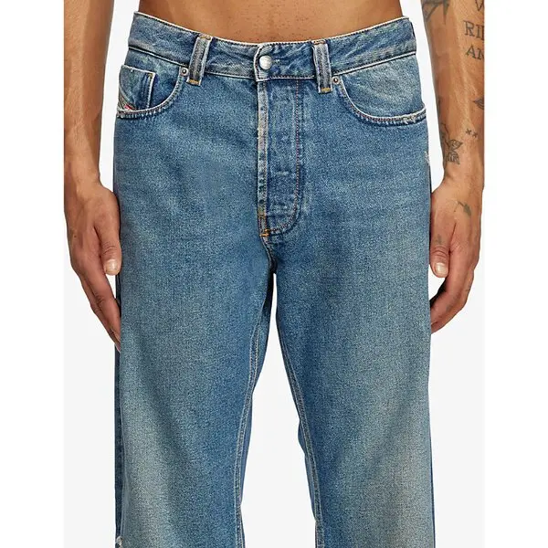 Diesel 1980 D-Eeper 09j79 Relaxed-Fit Denim Jeans In 01 - 30% Off