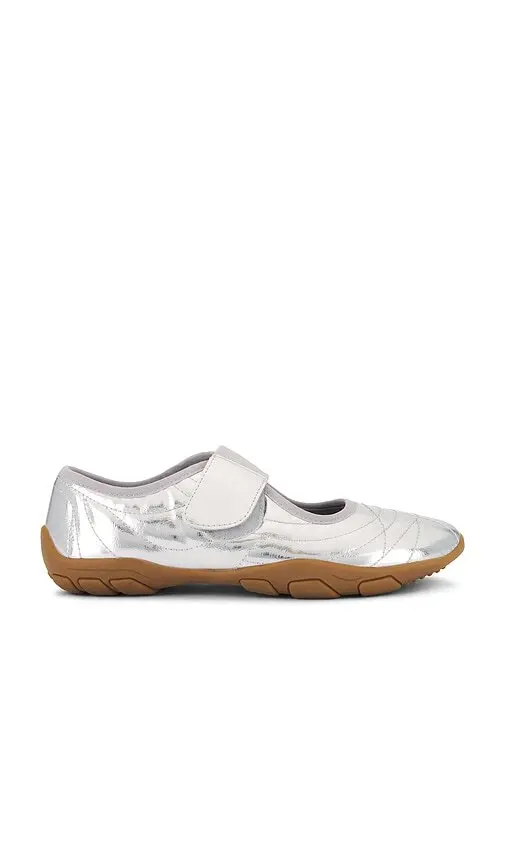 Steve Madden Scooter Sneaker