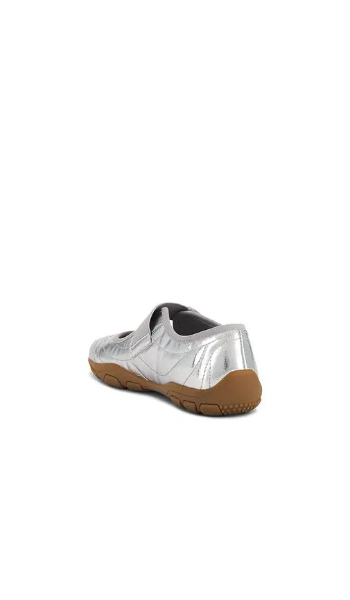Steve Madden Scooter Sneaker