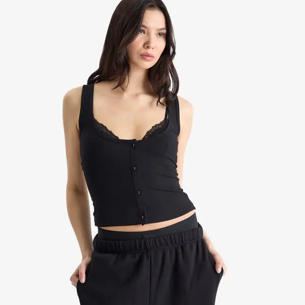 Skims Soft Lounge Lace Bralette Tank - Onyx | Editorialist