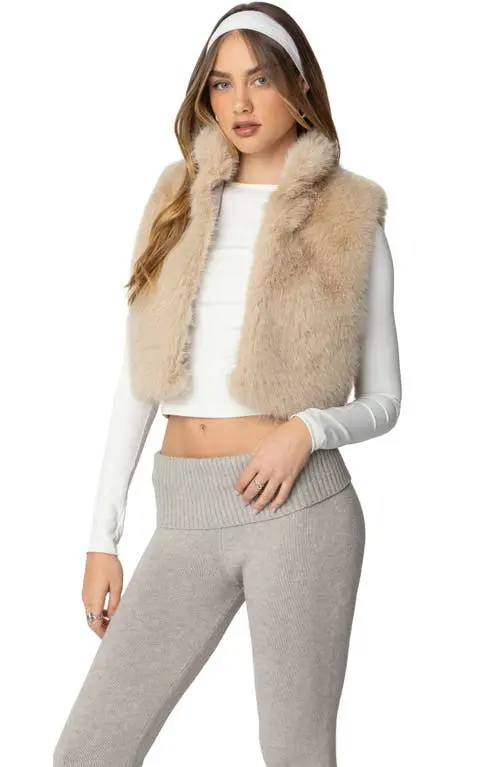 EDIKTED Cassandra Crop Faux Fur Vest