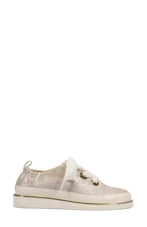 Vaneli Quenda Metallic Sneakers