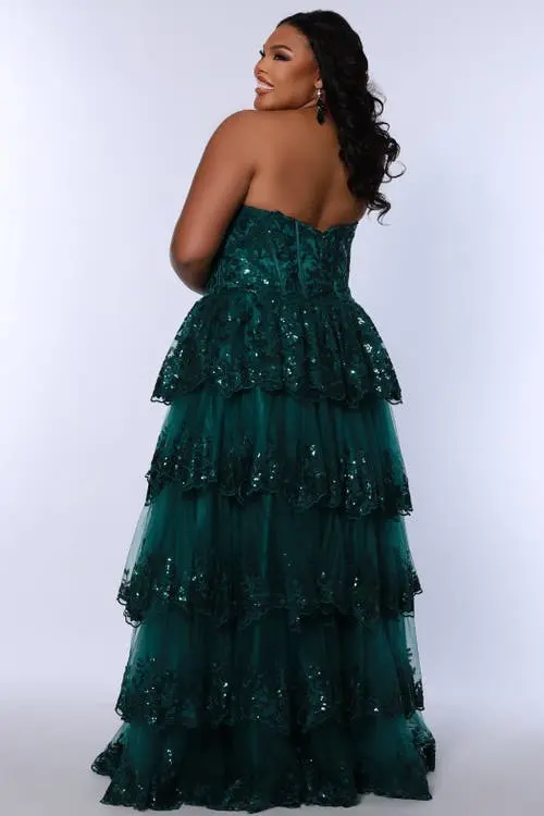 SYDNEY'S CLOSET Sweetheart Neckline Tiered A-line Gown - Forest