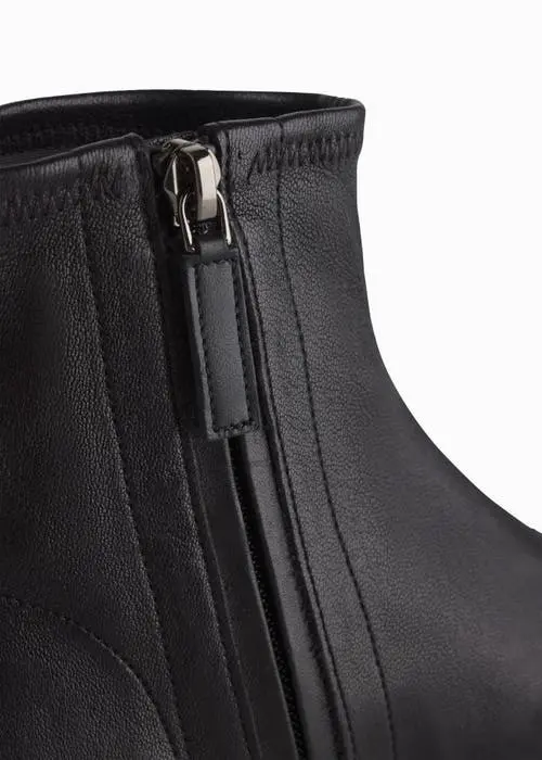 Co Round-toe Leather Bootie