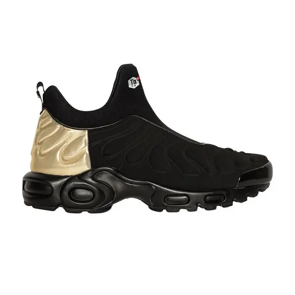 Nike Air Max Plus Slip-on Sneakers - Black