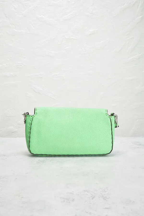 Fendi Selleria Baguette Nm Shoulder Bag - Green