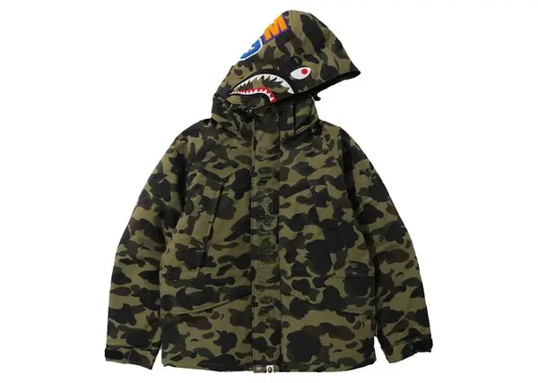 A BATHING APE 1st Camo Shark Snowboard Down Jacket - Green