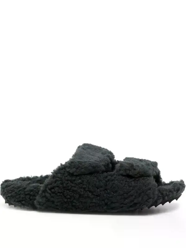 James Perse Black shearling Slide Sandals m_64badc53614973f390eba320.jpeg main image 4