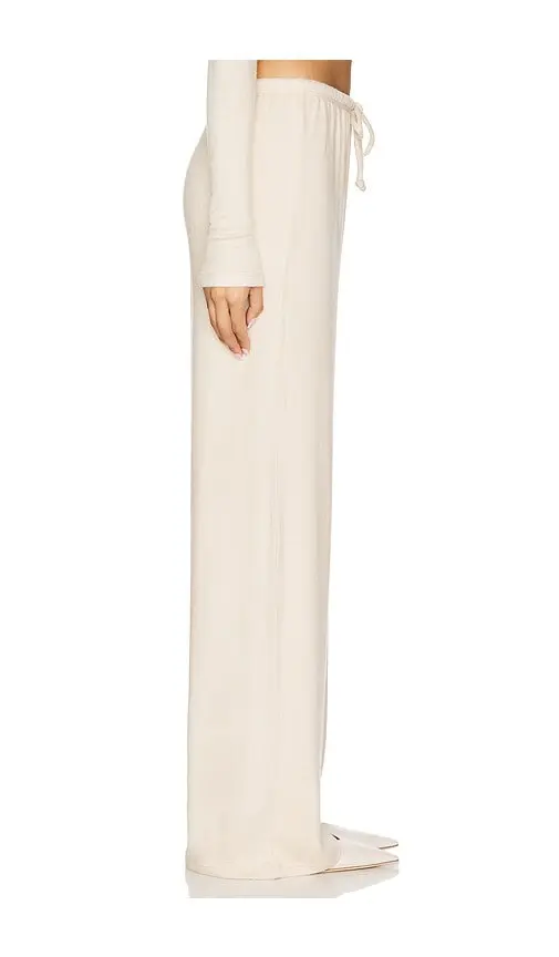 LOVERS AND FRIENDS Faye Pant