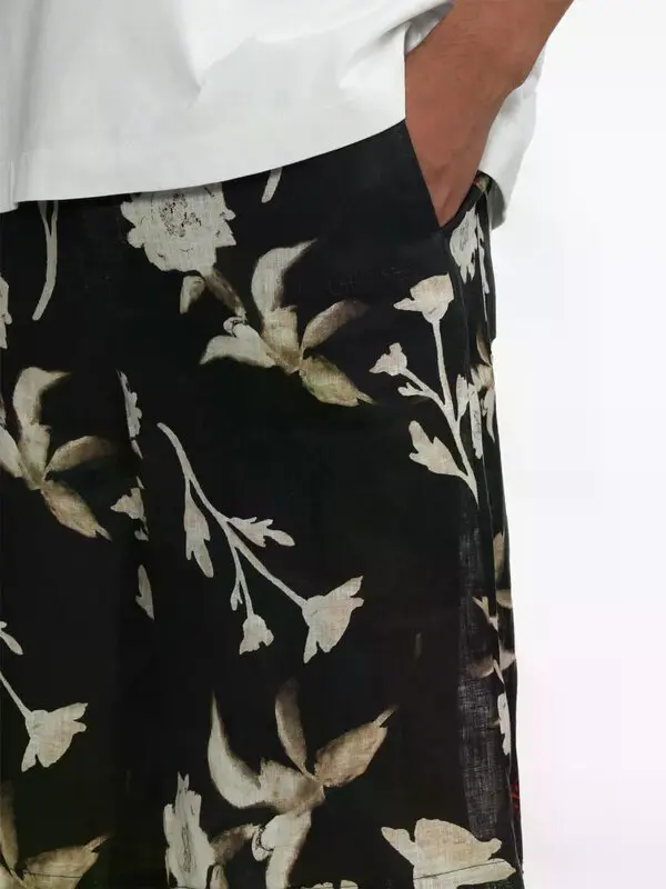 Off-White Floral-print Shorts - Black