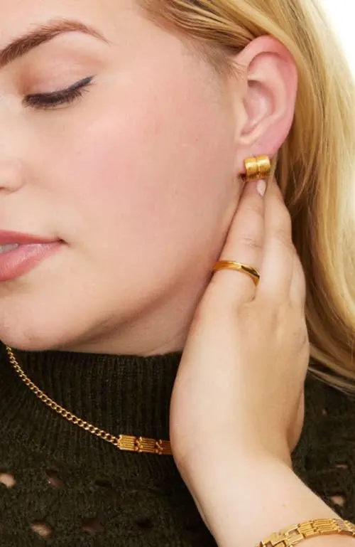 GWEN BELOTI Lina Double Hoop Huggie Earring