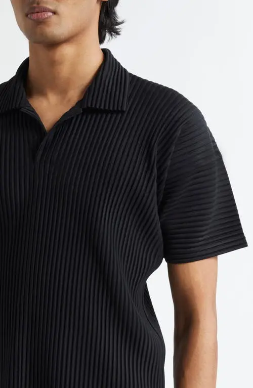 Issey Miyake Basics Pleated Polo - Black