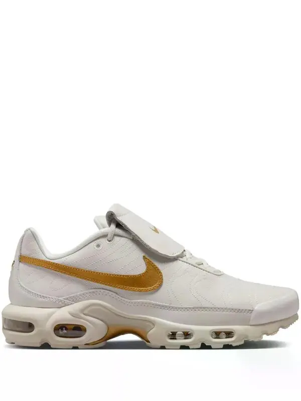 Nike Air Max Plus Tiempo Sneakers - White