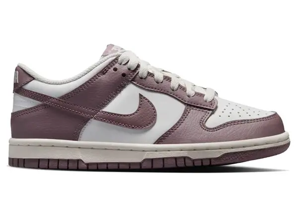 Nike Dunk Low Sneakers - Taupe Grey/summit White