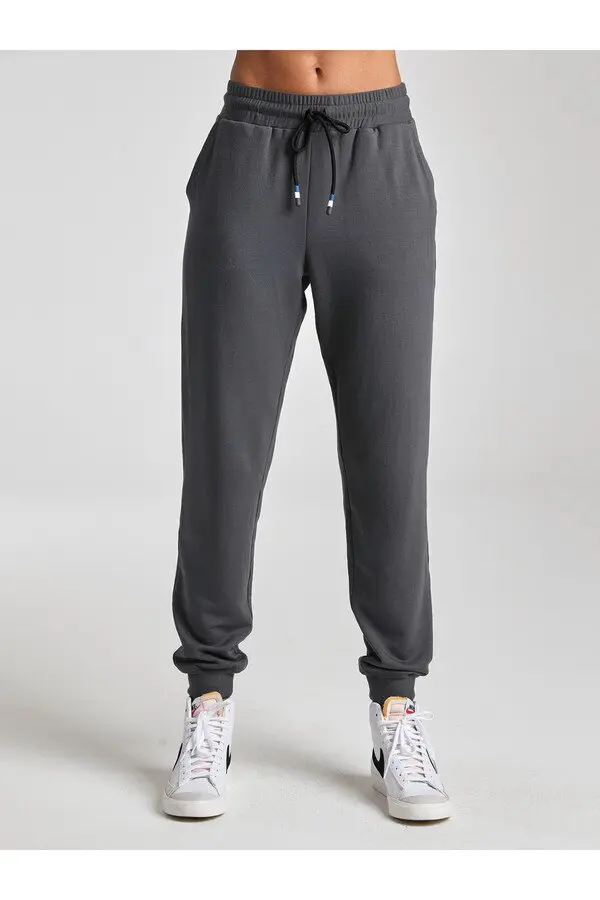 LOSANO Monterey Relaxed Jogger - Charcoal