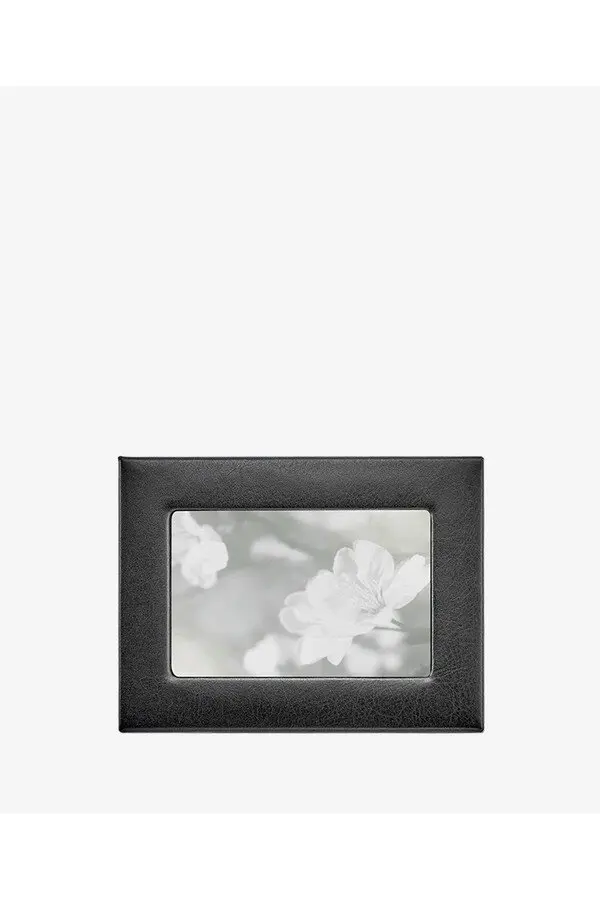 Gigi New York 4 X 6 Studio Frame