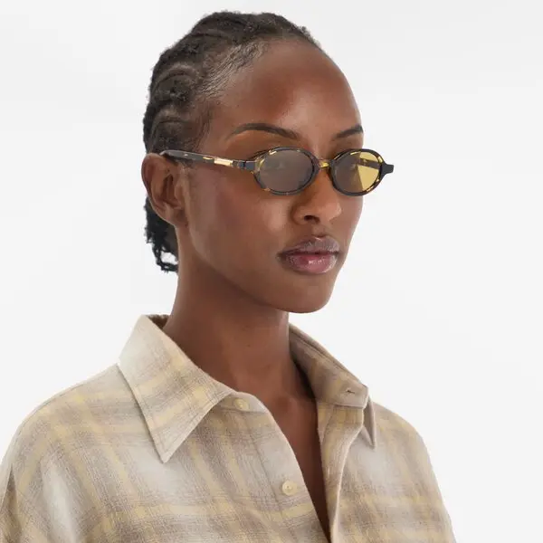 Bottega Veneta Bv1388s Sunglasses In Havana/Yellow  display picture 1