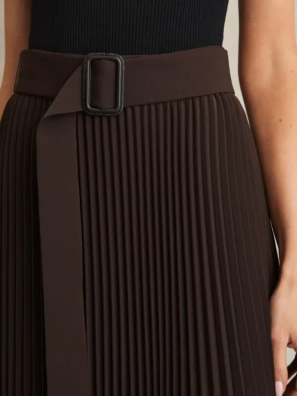 REISS Ava Pleated Midi Skirt - Chocolate Brown