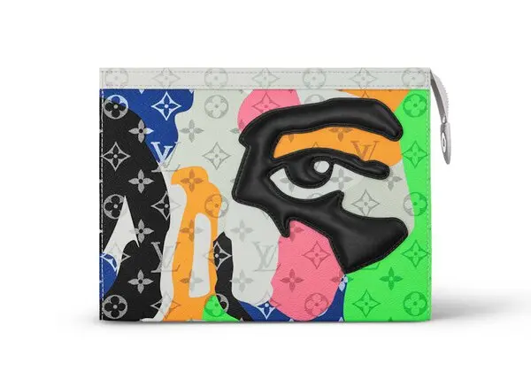 LOUIS VUITTON Pochette Voyage - Multicolor