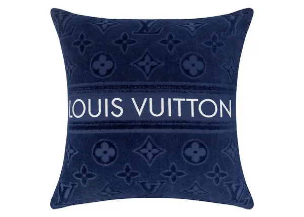 LOUIS VUITTON Lvacation Beach Pillow - Navy Blue