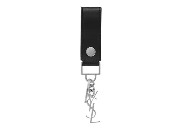 Saint Laurent Cassandre Key Ring In Smooth Leather - Black
