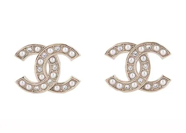 Chanel Crystal And Pearl Cc Logo Earrings - Gold (abb771)